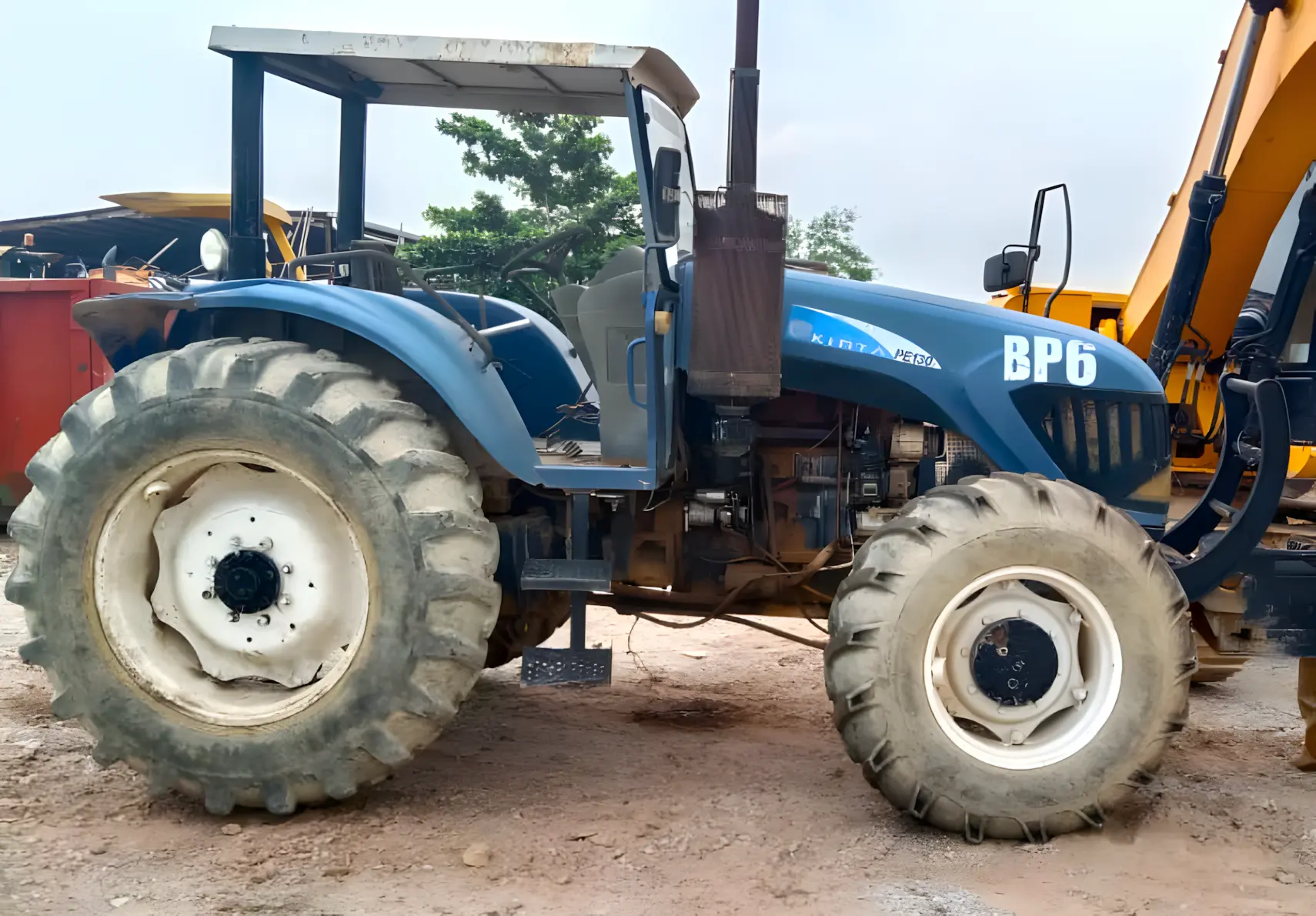 Kinta | Tractor 4WD | PE 130 | 2017 | Used | BP6 | SurplusLoop